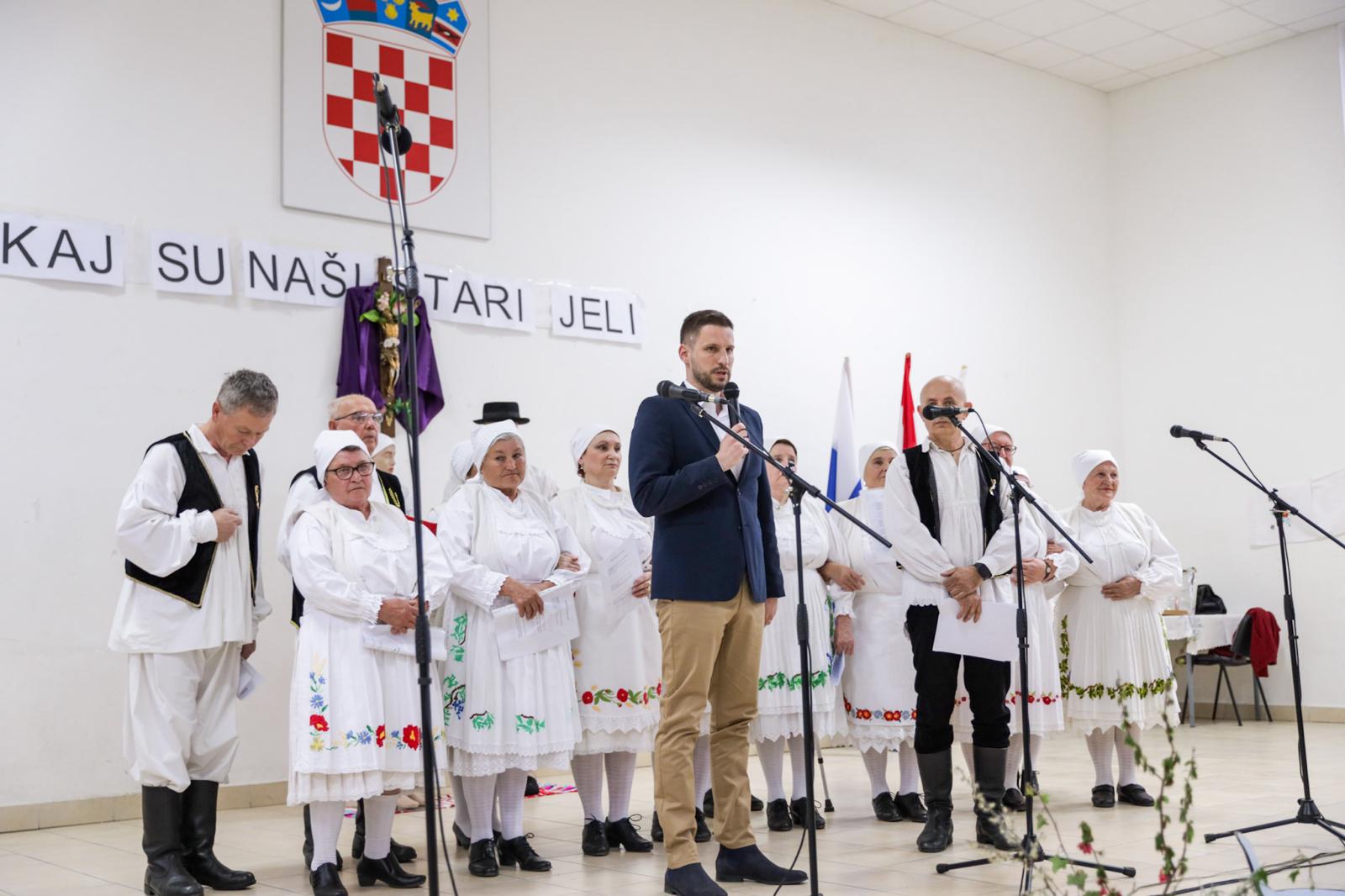 U Josipovcu prezentirana starinska domaća jela na manifestaciji ”Kaj su ...